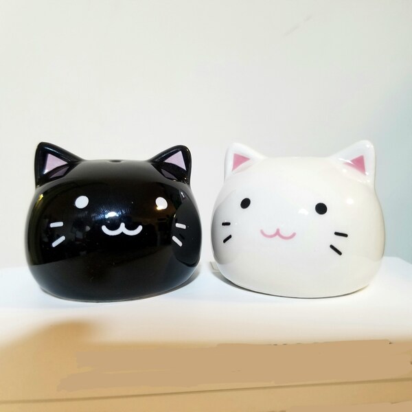 Dog Salt and Pepper - Etsy