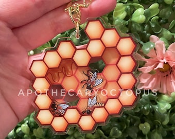 Bug Keeper 3.5 Inch Shaker Acrylic Charm Critter Keeper Keychain Nature ...