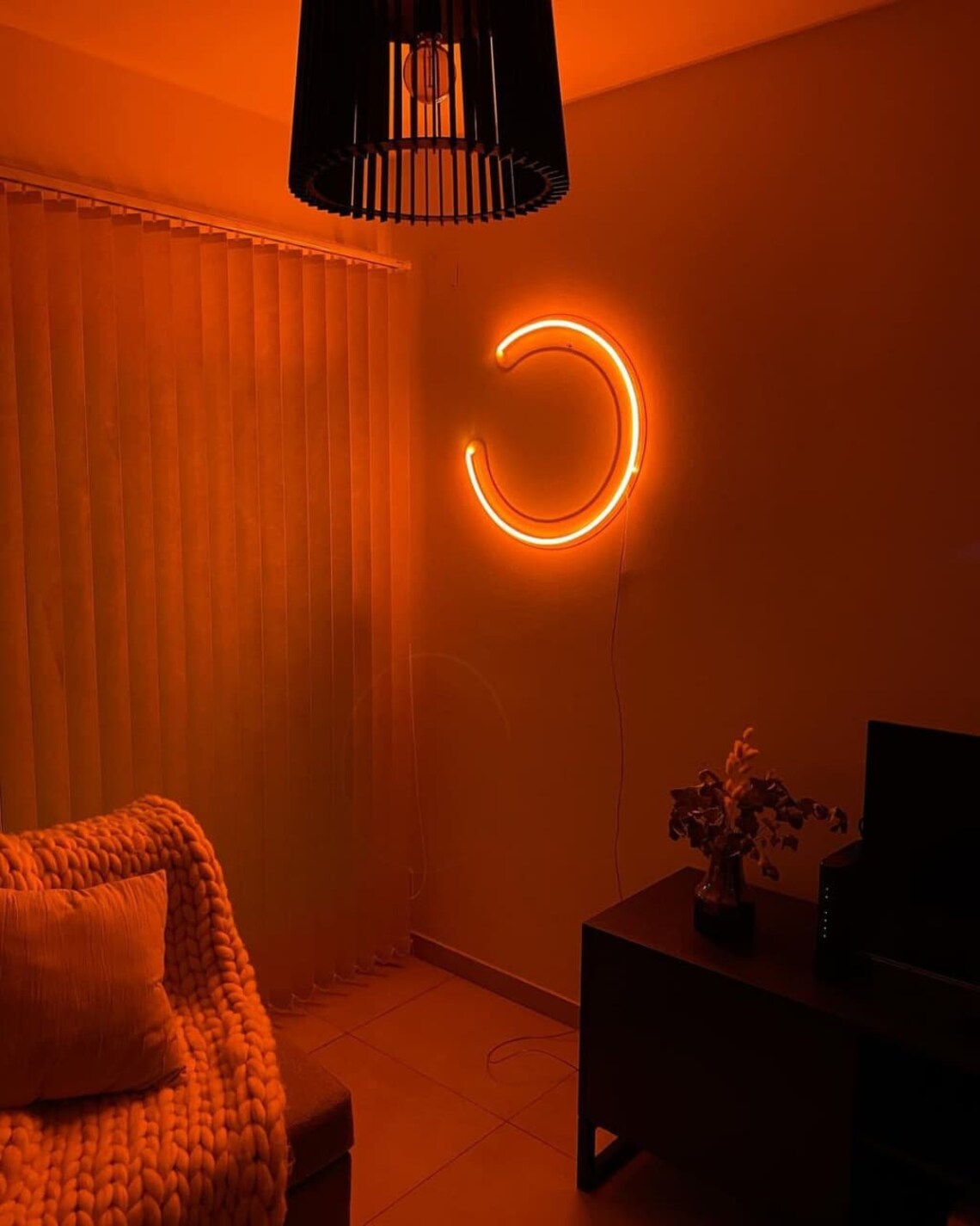 Circle Neon Sign Crescent LED, Circle Wall Light - Etsy