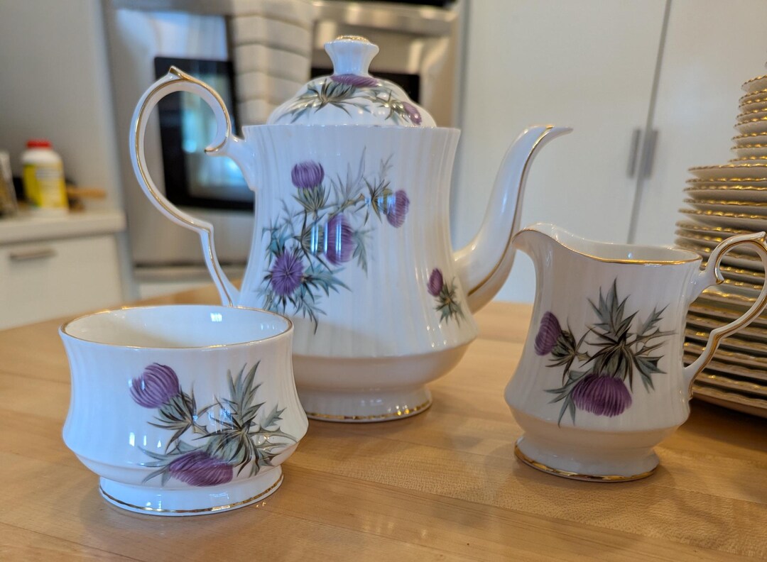 Royal Windsor Thistle #32561 - 8 Place Settings - Tea Pot Included - Etsy
