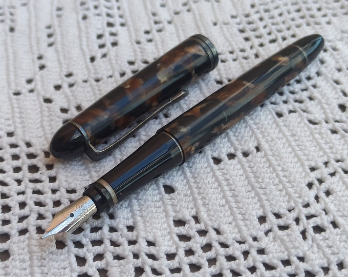 1950 Rare Antique Fountain Pen, Vintage Fountain Pen, Fountain Pen, Antique Pen, Ink Pen, Old ...
