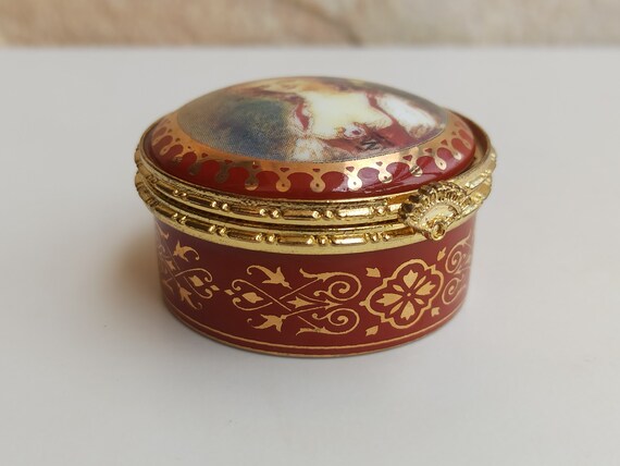 Fine Porcelain Woman Box, Vintage Box, Jewellery Box,… - Gem