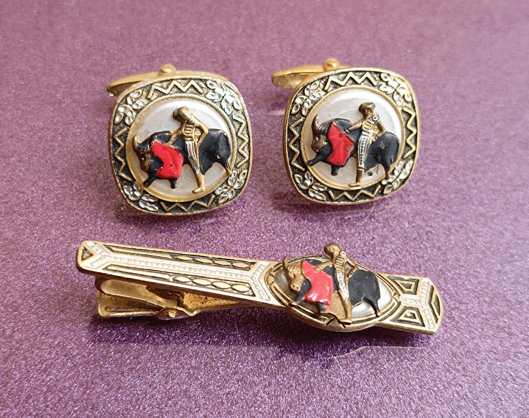 1960s Bull and Torreador Toledo Damascene Gold Filled Cufflinks and Tie ...