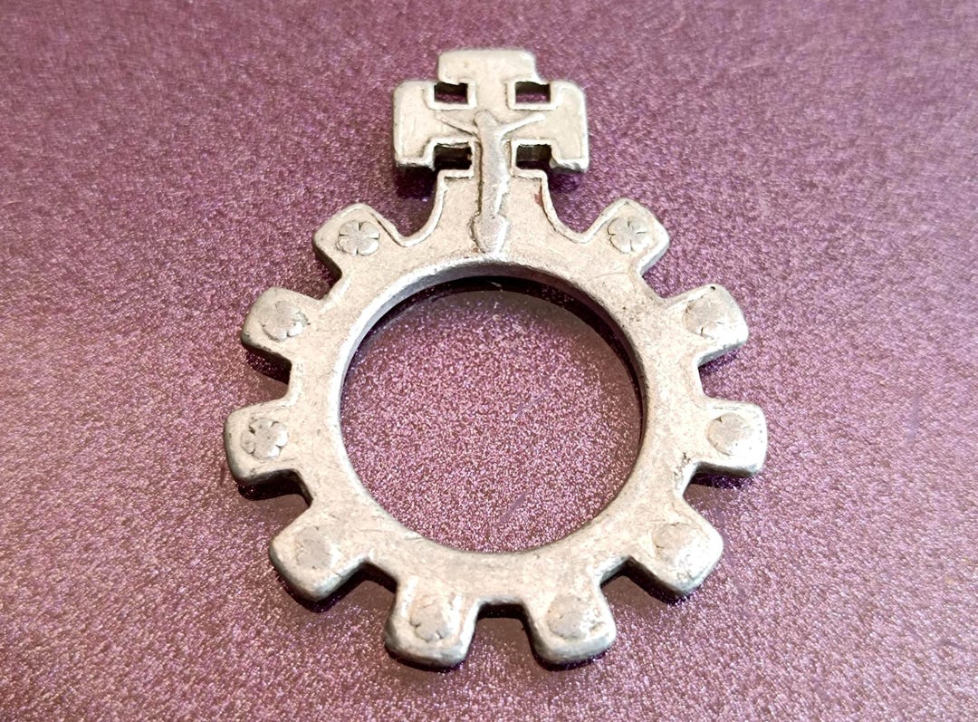 Vintage 1950s Catholic Rosary Ring – Silver Tone Finger Rosary ...