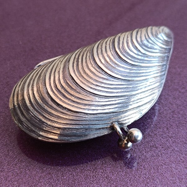 Shell Pill Box - Etsy