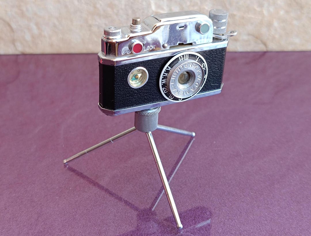 1970s KKW Photo Flash Camera Petrol Table Lighter, Collectible Lighter ...
