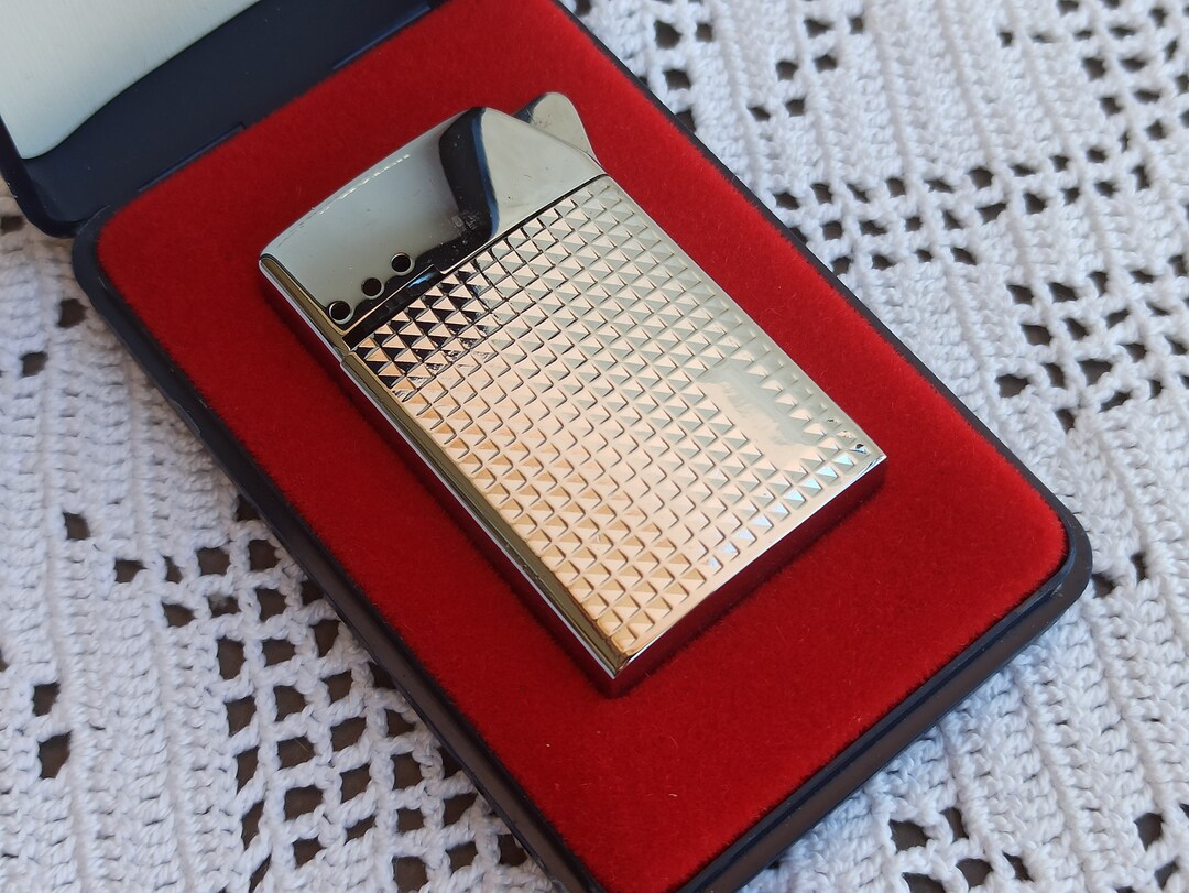 Vintage SILVER MATCH Lighter, Antique 1970 Pocket Lighter, Collectable ...