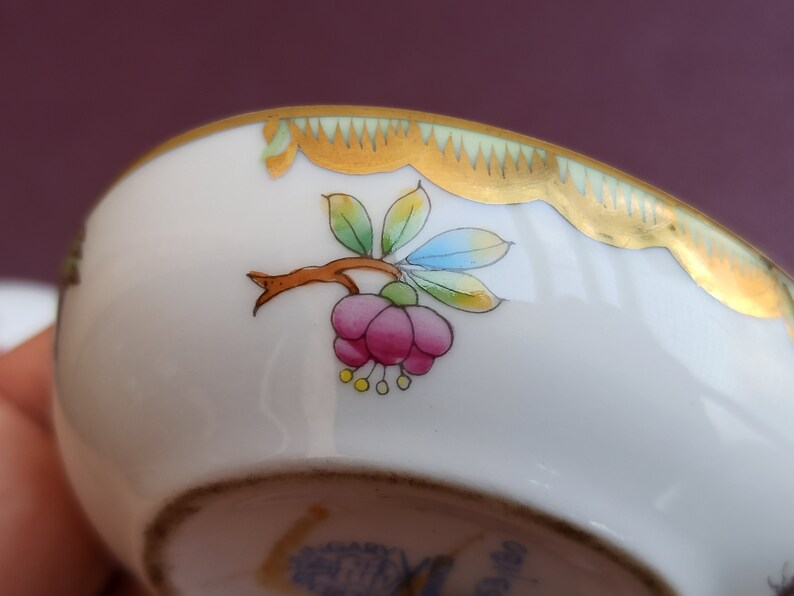 HEREND Hvngary Hand Painted Porcelain Flowers Box Vintage - Etsy