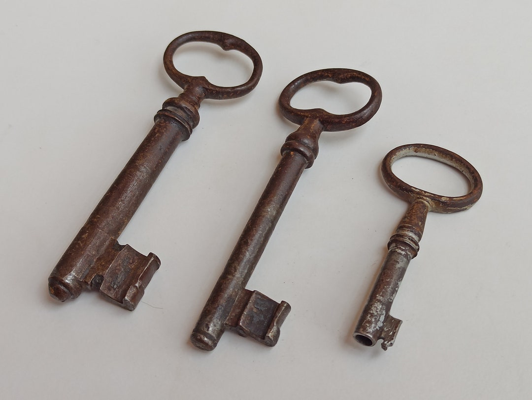 Set of 3 Antique 19th Keys, Large Door Key, Original Padlock Keys ...