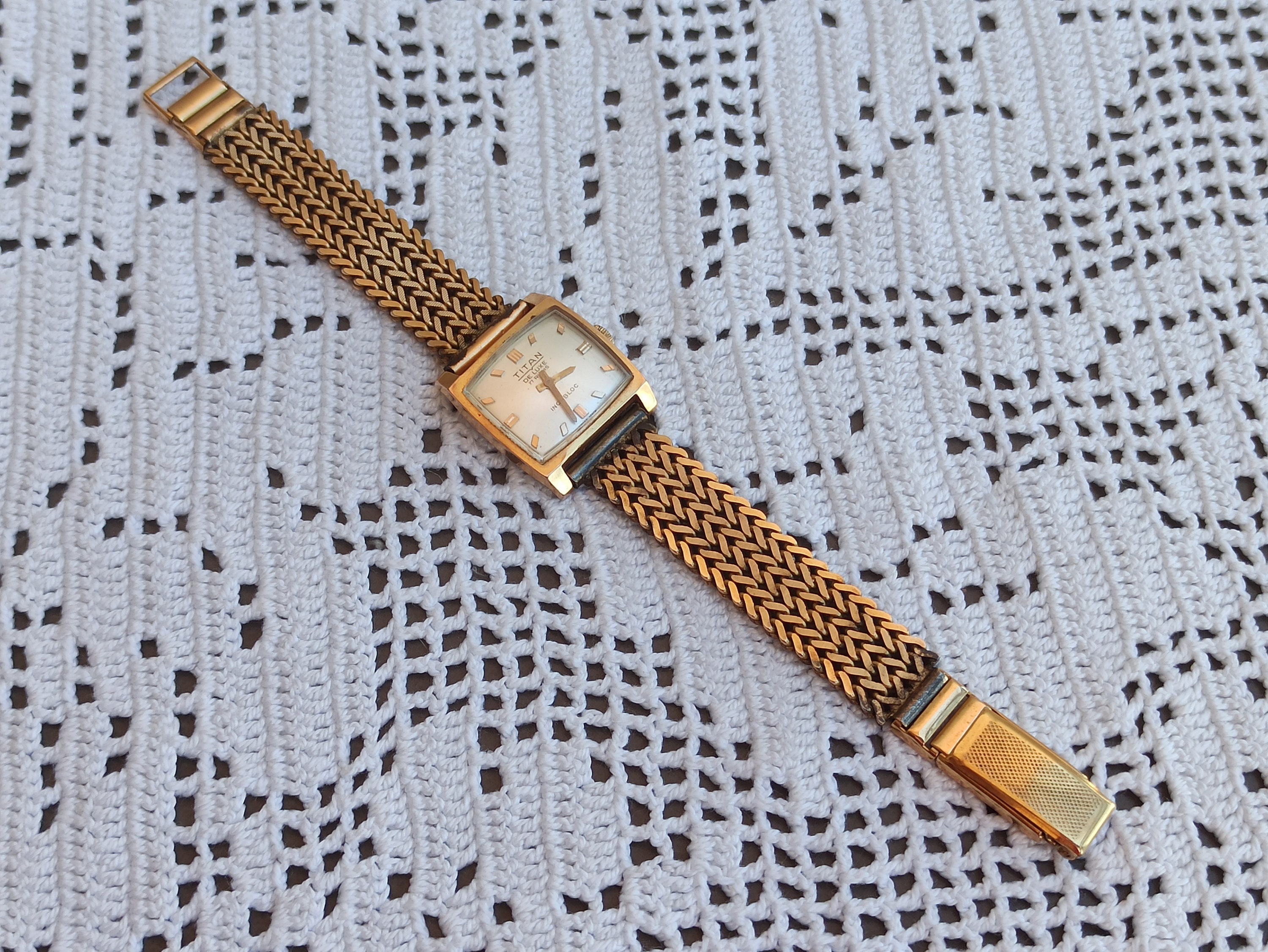 TITAN De Luxe 17 Rubis Incabloc Vintage 1950s, 17 Rubis Watch, Women ...