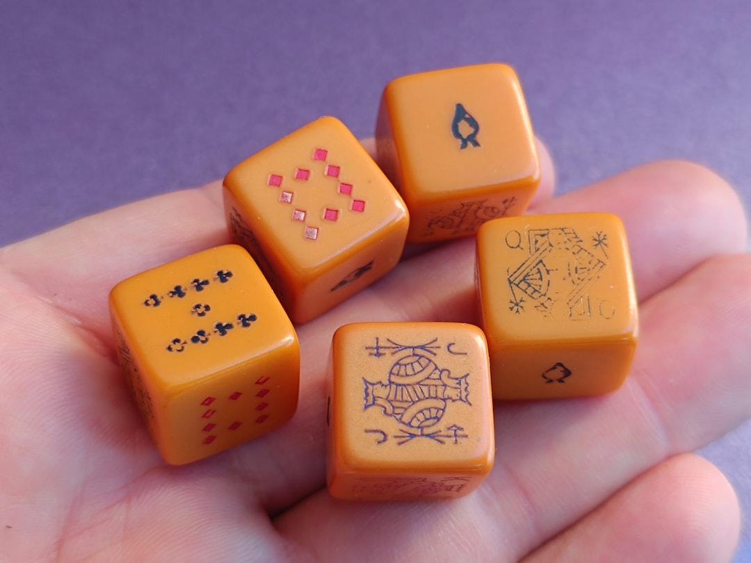 1930 Bakelite American Poker Dice, Bakelite Dice, Old Dice, Vintage ...