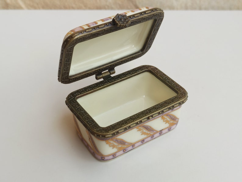 Fine Porcelain Flowers Box, Vintage Box, Jewelery Box, Spain Retro Box ...