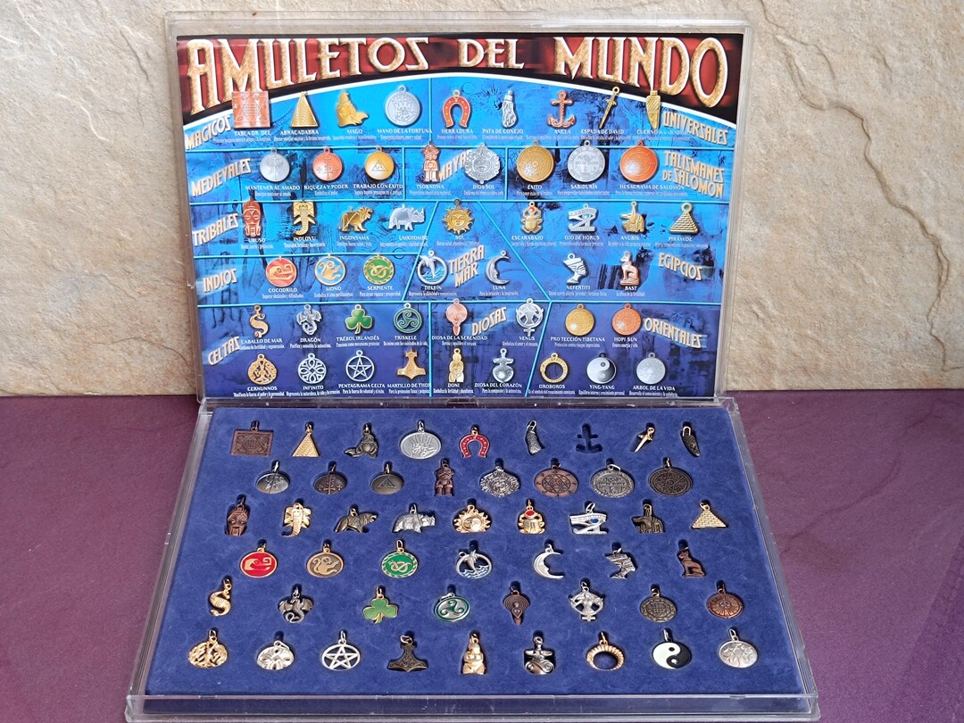 AMULETS of the World, AMULETOS Del Mundo, Collection Amulets, Vintage ...