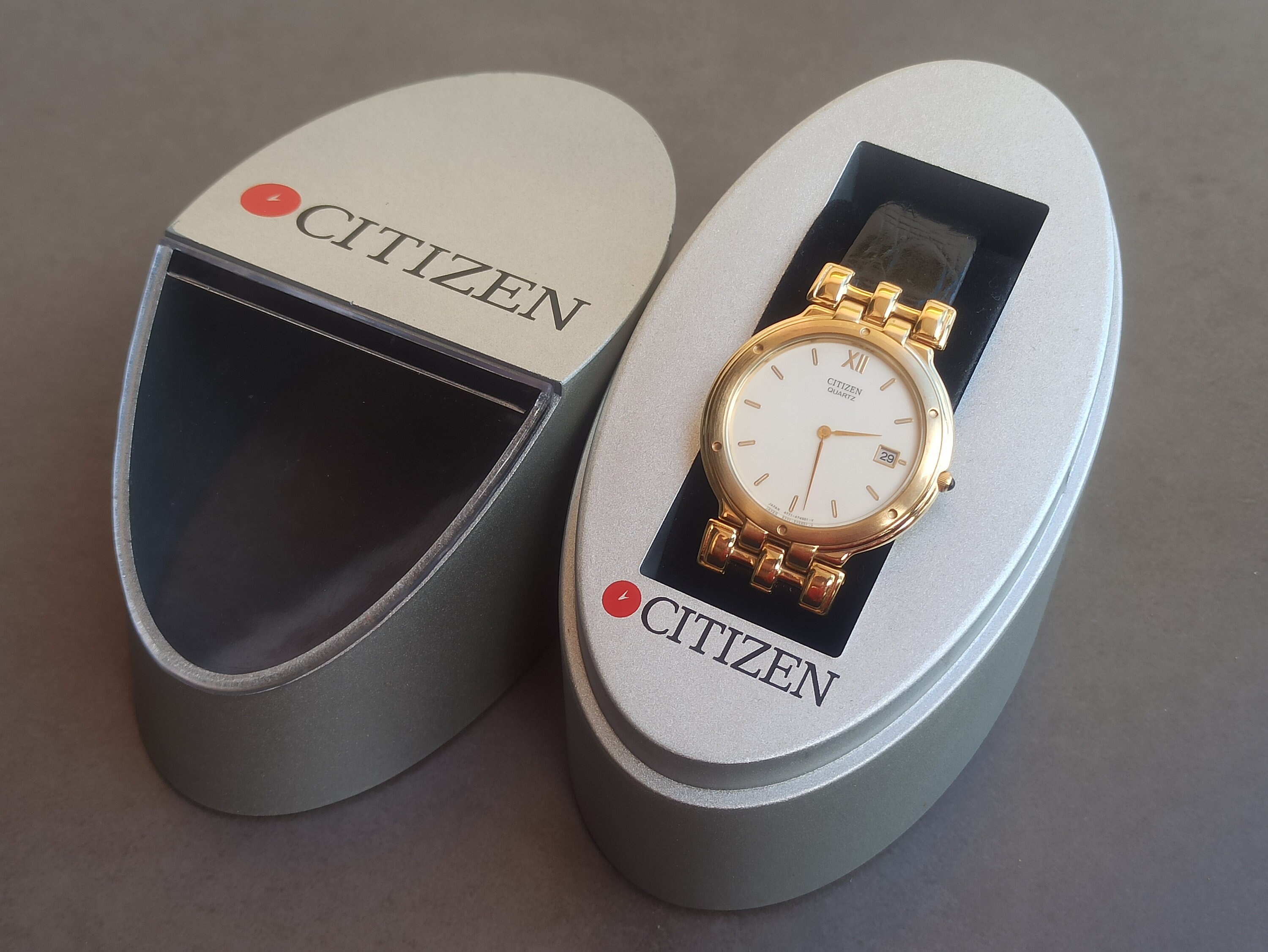 Citizen Quartz 1980s Vintage Men's Watch, From Collectionist, Original ...