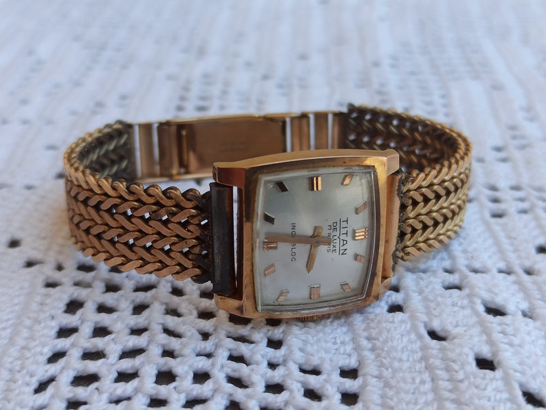 TITAN De Luxe 17 Rubis Incabloc Vintage 1950s, 17 Rubis Watch, Women ...