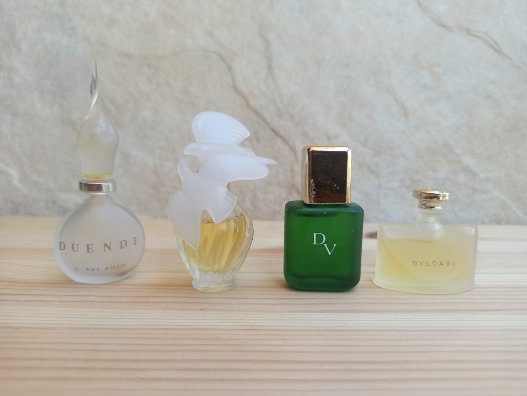 Set of 4 Perfume Mini, Perfume Miniatura Mini, Miniatura Splash, Eau De ...
