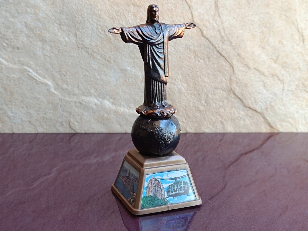 1980 Figure of Christ the Redeemer, Religious Figurine, Vintage Jesus ...