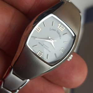 LOUIS VALENTIN Swiss Design Quartz Watch, Wrist Quartz Watch, Louis ...
