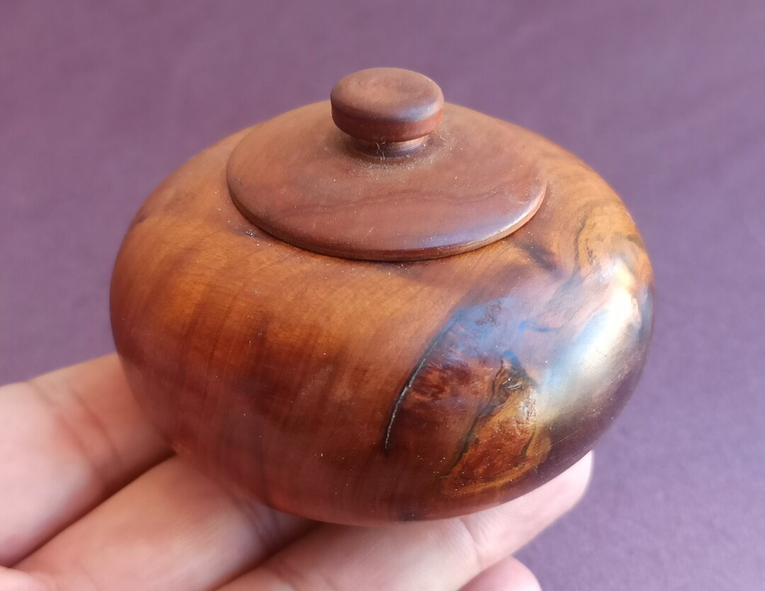 Juniper Round Vase, Juniper Round Box, Handmade Piece of Interior, Made ...
