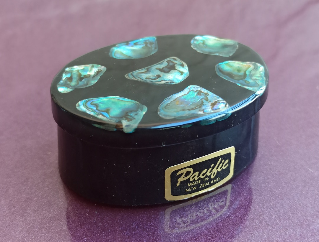 Pacific Mother of Pearl Pill Box, Shell Pill Box, Jewelry Box, Vintage ...