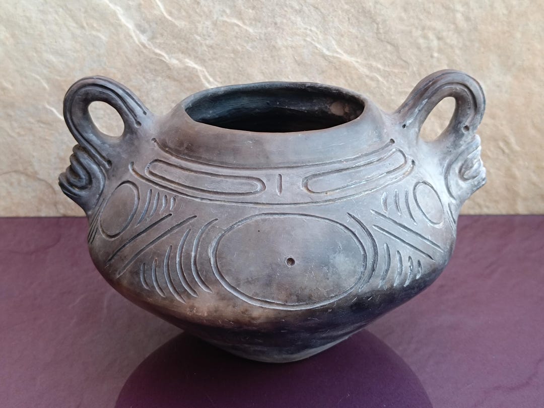 Taino Duho Ceramic Vase, Taino Art Figurine, Replica, Spain - Etsy