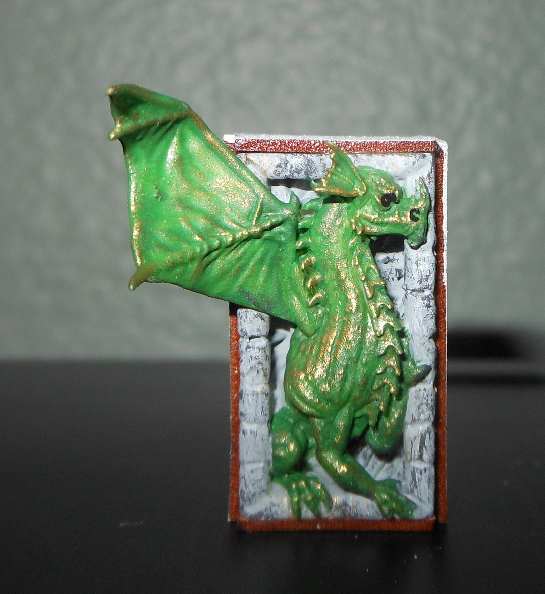 1:12 Scale Dragon Book Nook KIT DIY - Etsy