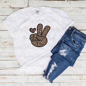 Hand Peace PNG, Leopard Peace Sign, Peace Hand PNG, Cheetah Peace Sign ...