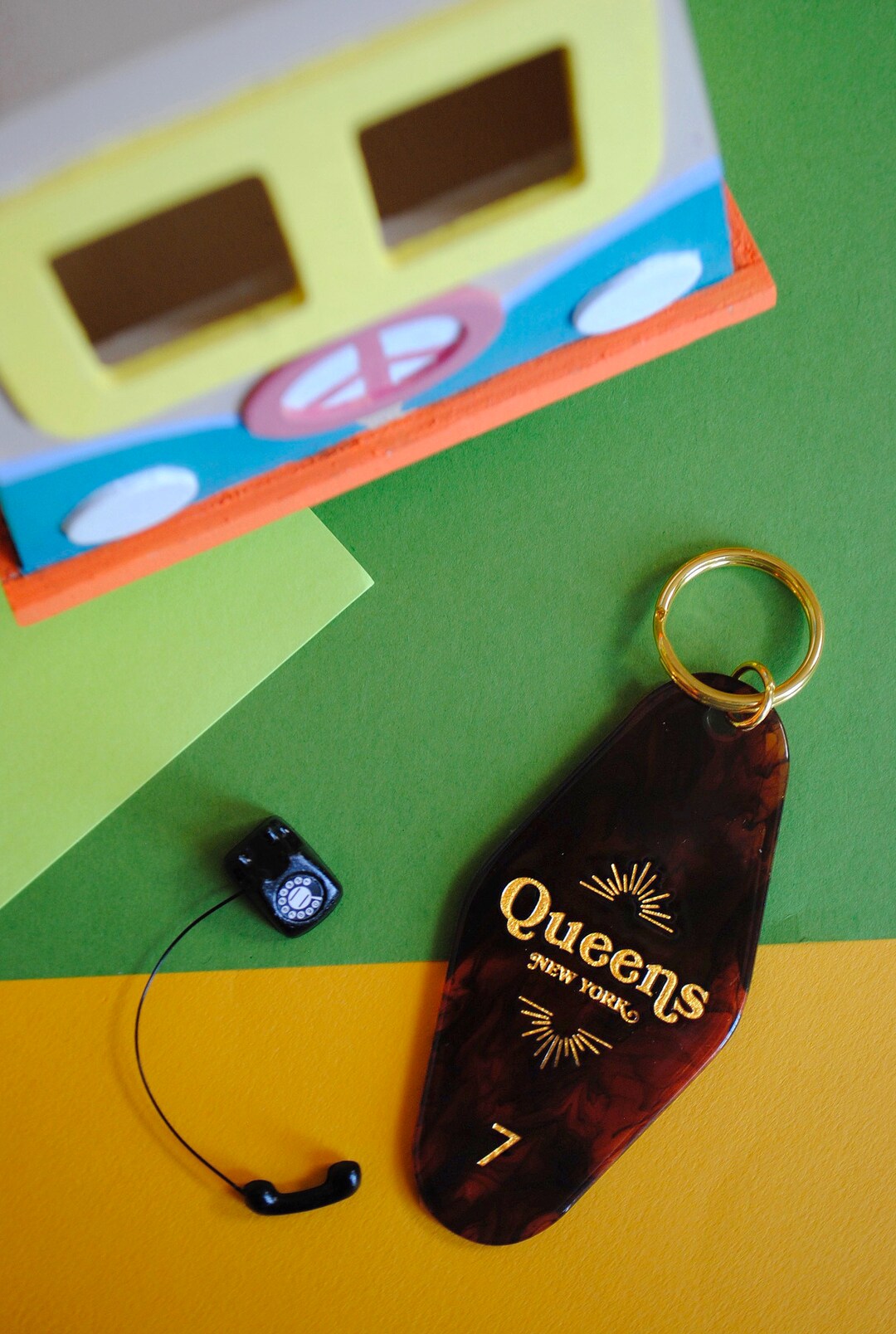 Queens NYC Retro Keychain - Etsy
