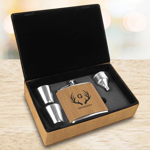Engraved Flask Set - Etsy