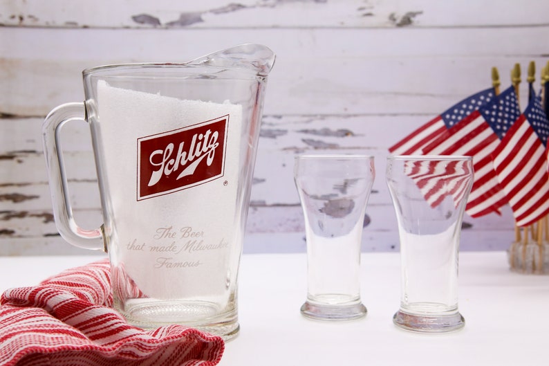 Vintage Schlitz Milkwaukee 64 Ounce Draft Beer Pitcher and - Etsy