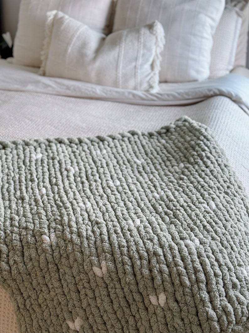 Heart Detailed Chunky Knit Blanket - Etsy