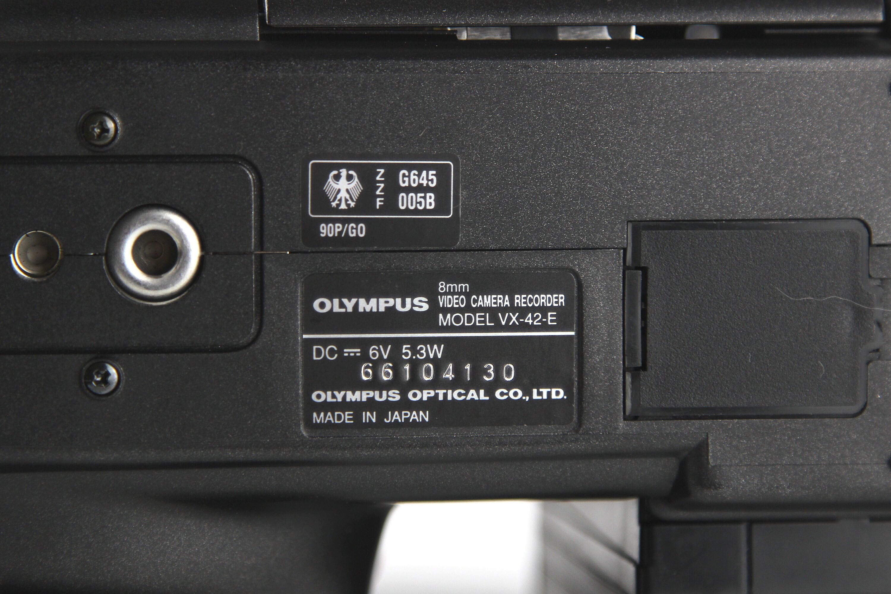 Film Cinema Filming Apparatus Video Camera OLYMPUS VX-42-E Film Cinema Filming Apparatus Video Camera OLYMPUS VX-42-E