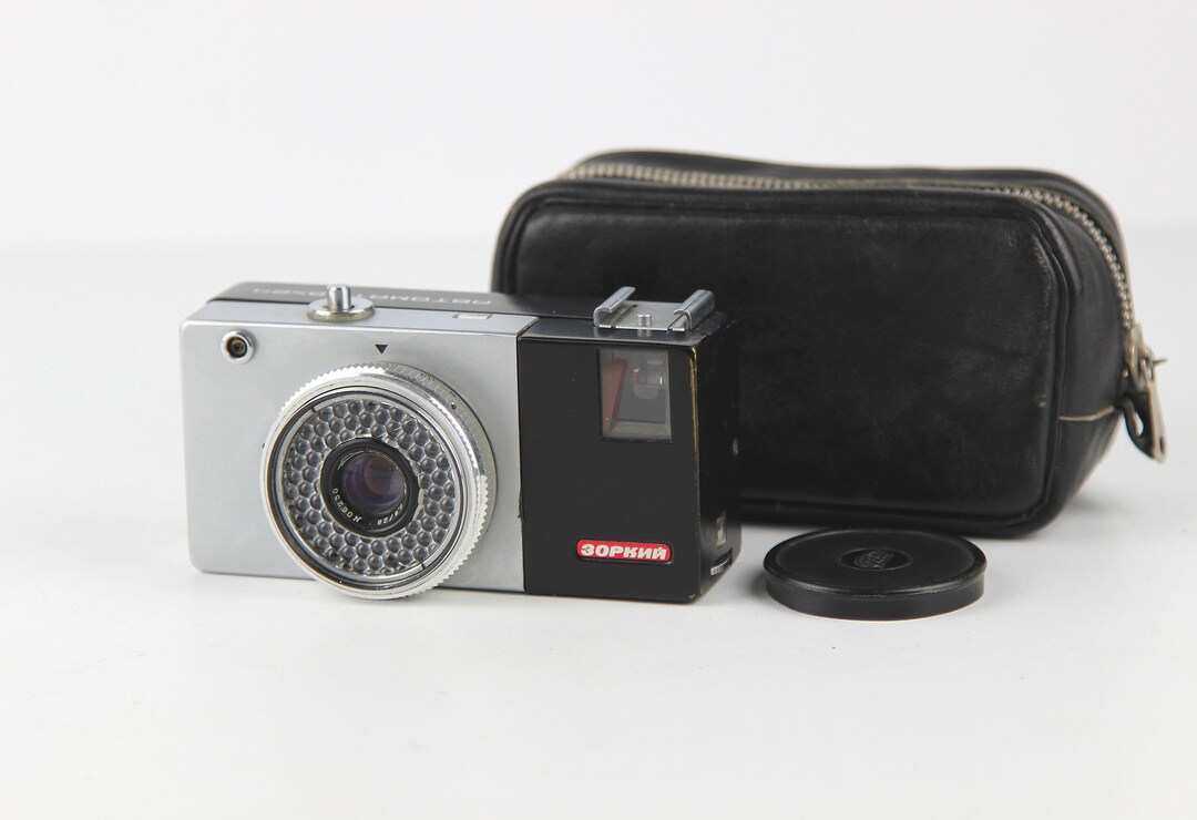 Soviet Camera ZORKY - 12 Lens HELIOS - 98 (2,8 / 28) Automatic 18 X 24 ...