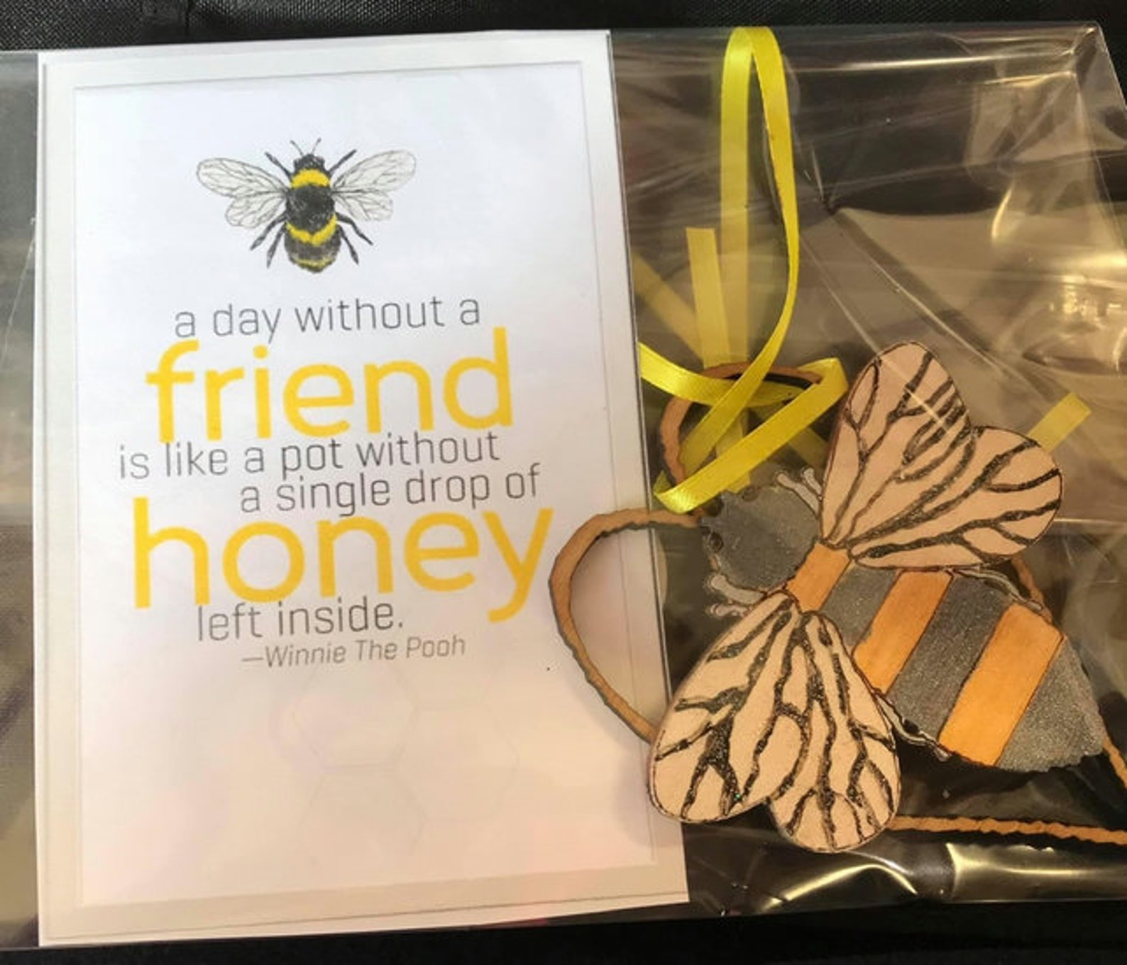 Bee a Friend Wood Heart and Quote Postcard | Etsy