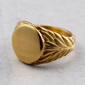 Gold Circle Signet Ring Wreath Stainless Steel 7-12 - Mens Statement ...