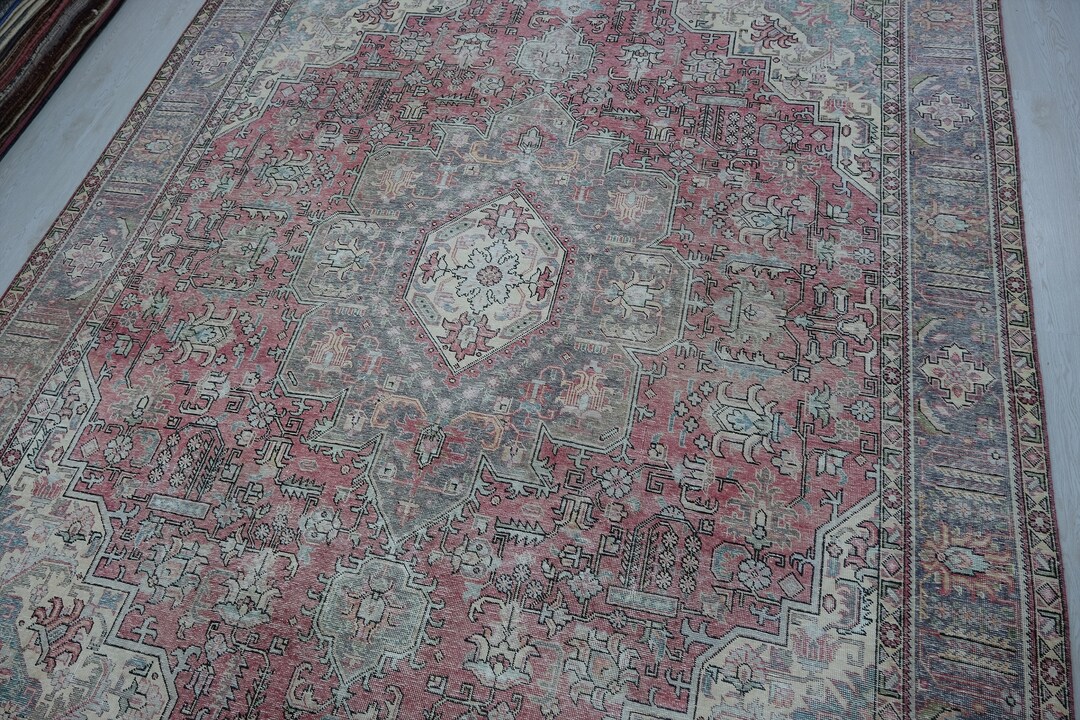 9x12 Raspberry Red Sage Green Vintage Area Rug Oriental Low Pile Floral ...