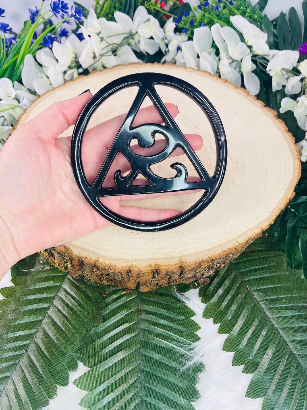 Obsidian Eye of Horus Carving | Obsidian Carving | 127mm (5 Inches) - Etsy