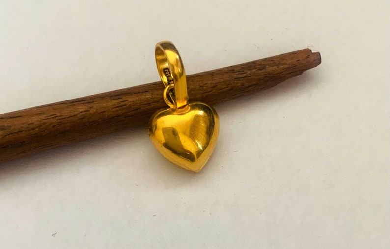 22k Gold Heart Pendant-heart Puff Pendant-solid Gold - Etsy