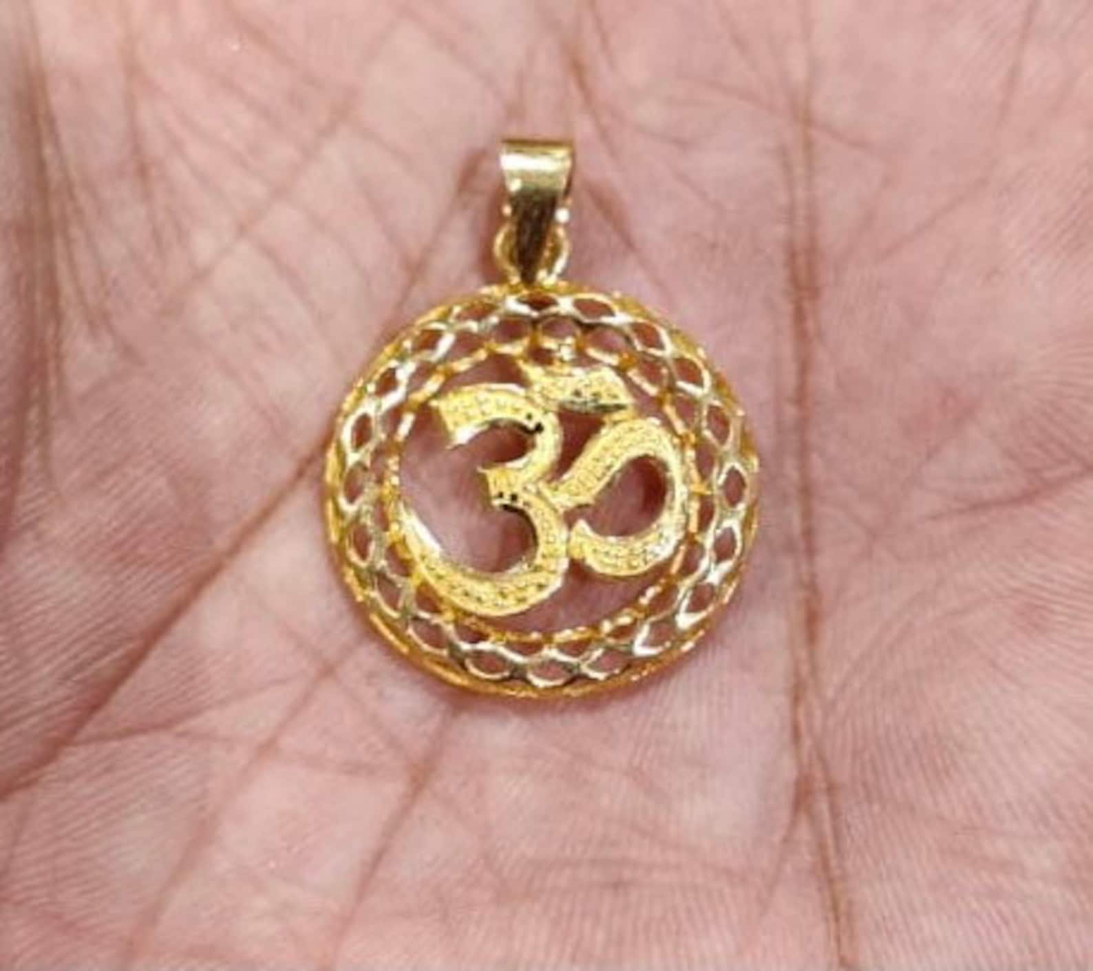 22k Solid Gold OM Pendant Gold Pendant Sacred OM | Etsy