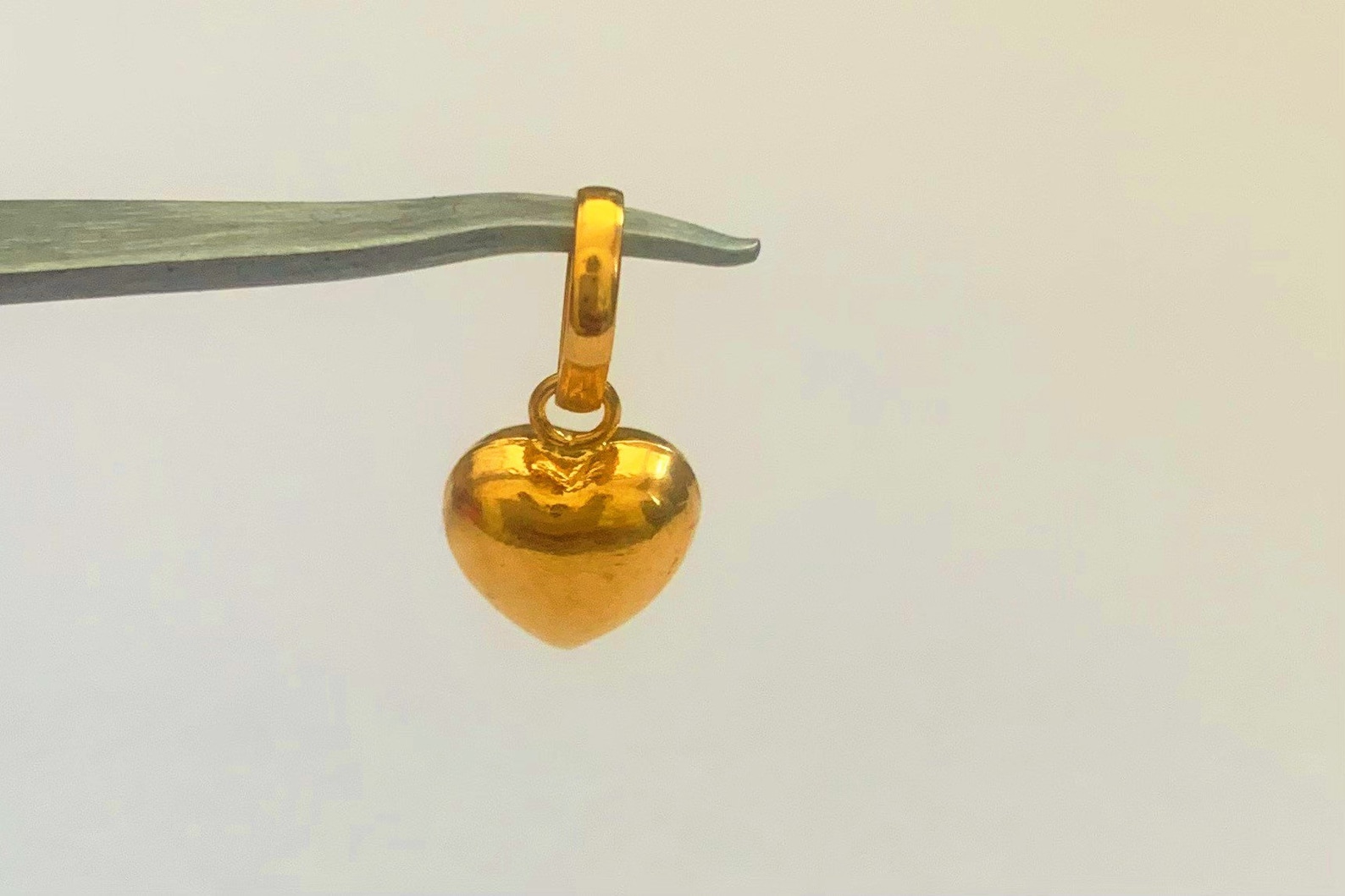 22k Gold Heart Pendant-heart Puff Pendant-solid Gold - Etsy