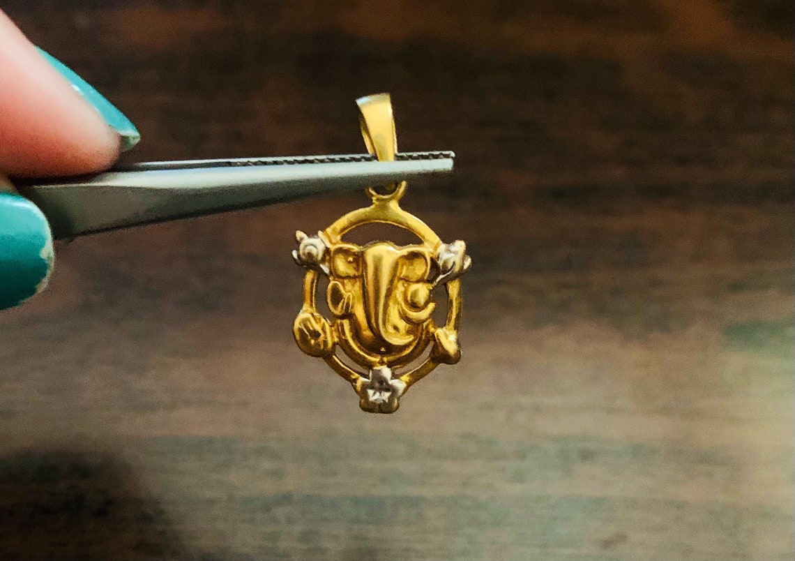 22k Gold Ganesha Pendant-Solid Gold pendant god gold pendant | Etsy