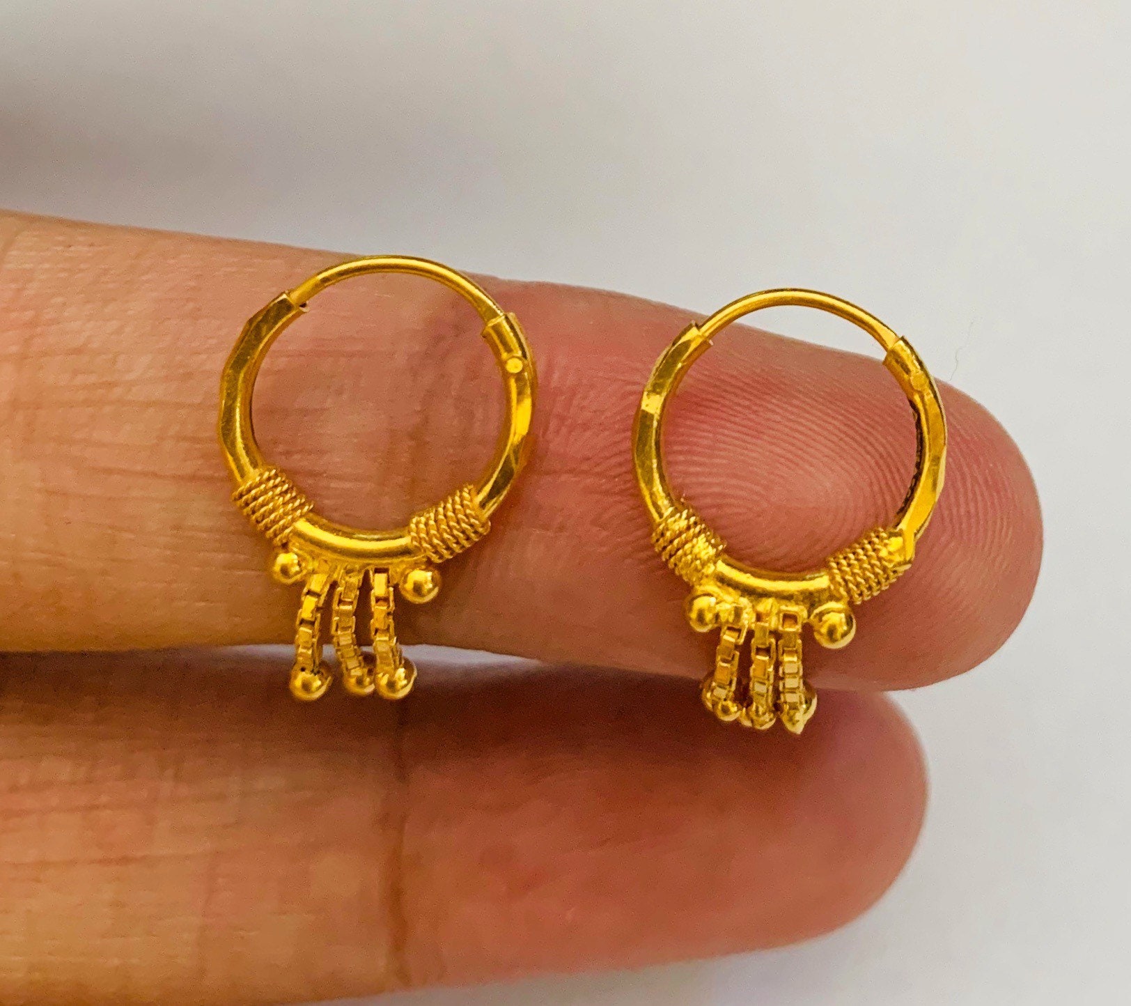 22k Gold hoops Carved Gold Earring Solid Carved Gold Hoops | Etsy