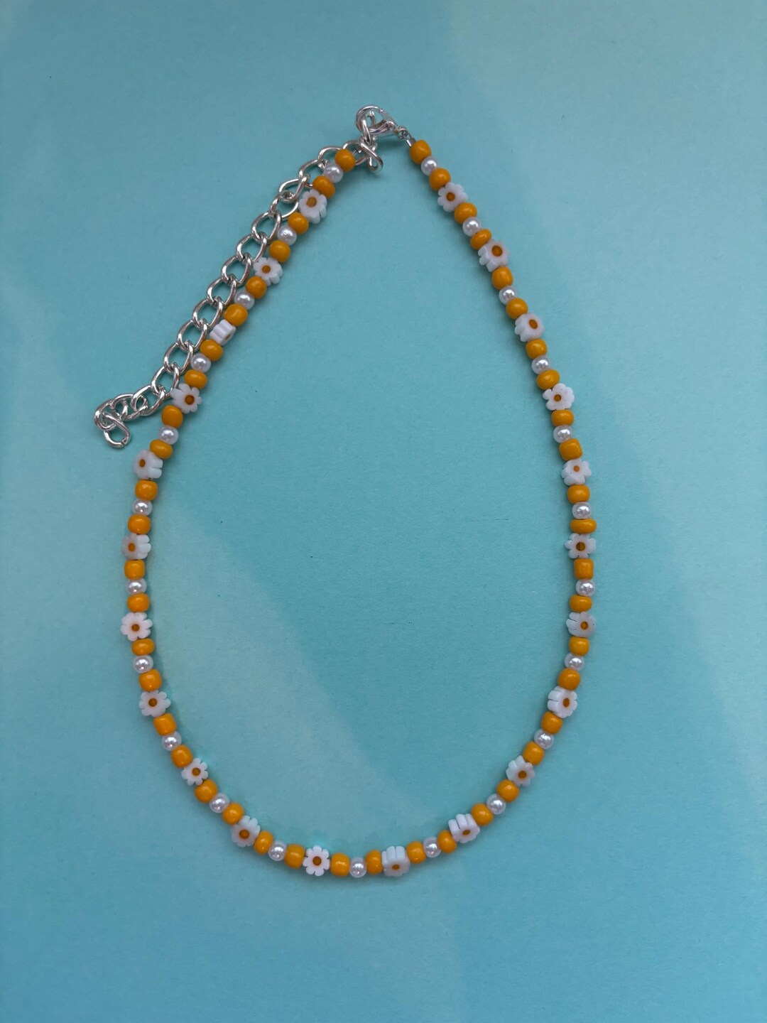 Daisy Beaded Necklace - Etsy