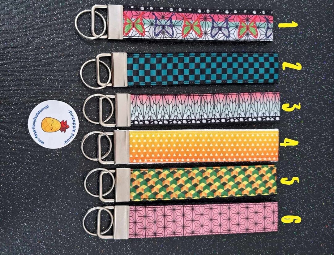 Japanese Geometric Shape Patterns Keychain Wristlet, Anime Keychain ...