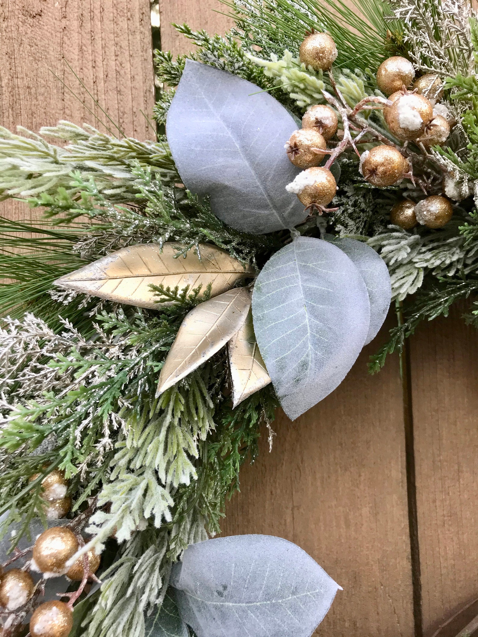 Winter Sage Green Wreath With Champagne Foliage & Gold - Etsy