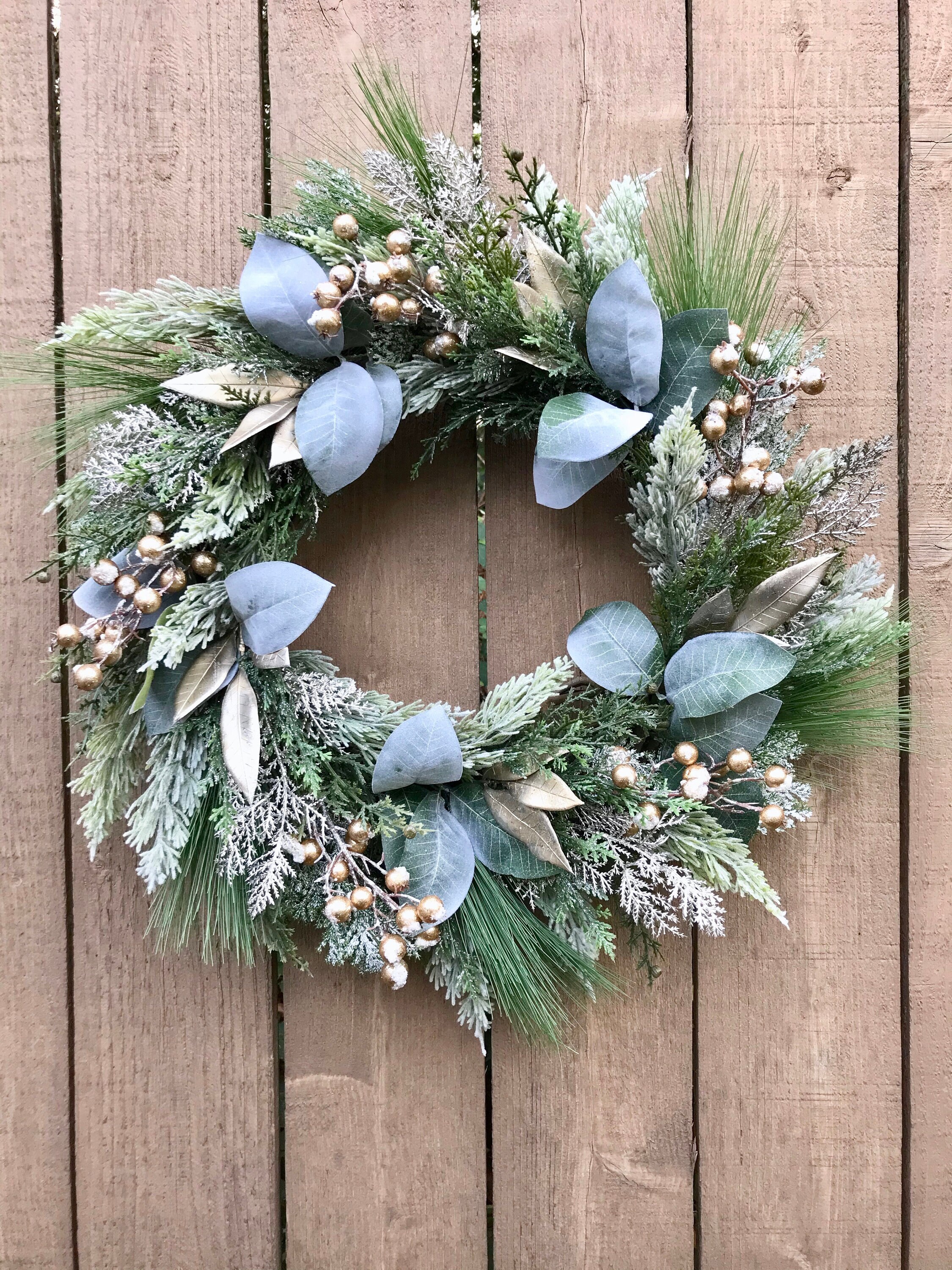 Winter Sage Green Wreath With Champagne Foliage & Gold - Etsy