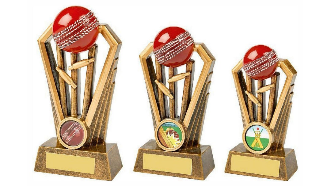 Cricket Award Trophy With Red Ball - Personalized Engraving - Custom ...