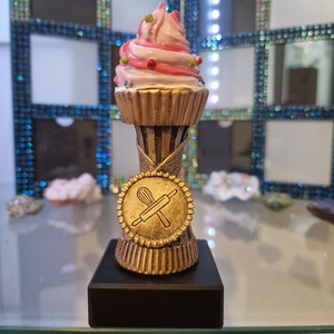Cupcake Award - Personalized Engraving - Custom Insert - Etsy
