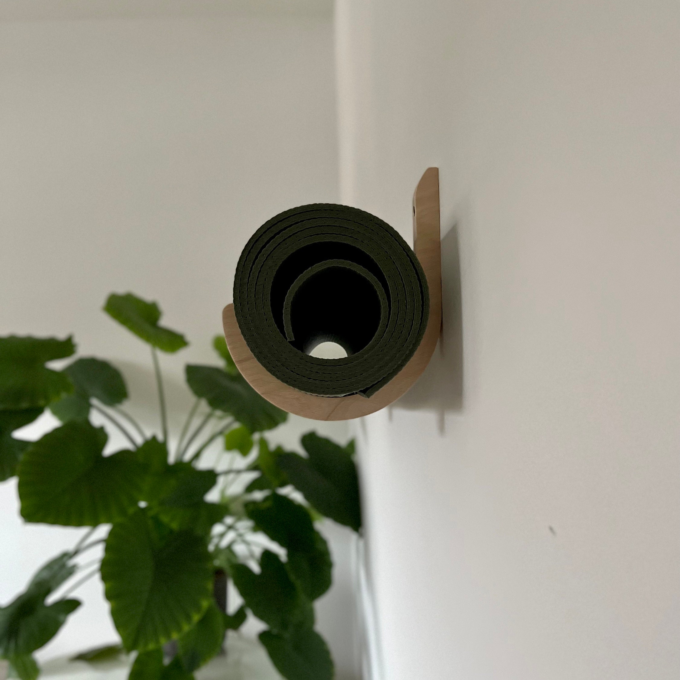 Yoga Mat Holder, Wall Mount, Sports Mat Storage, Gymnastics Mat Hook ...