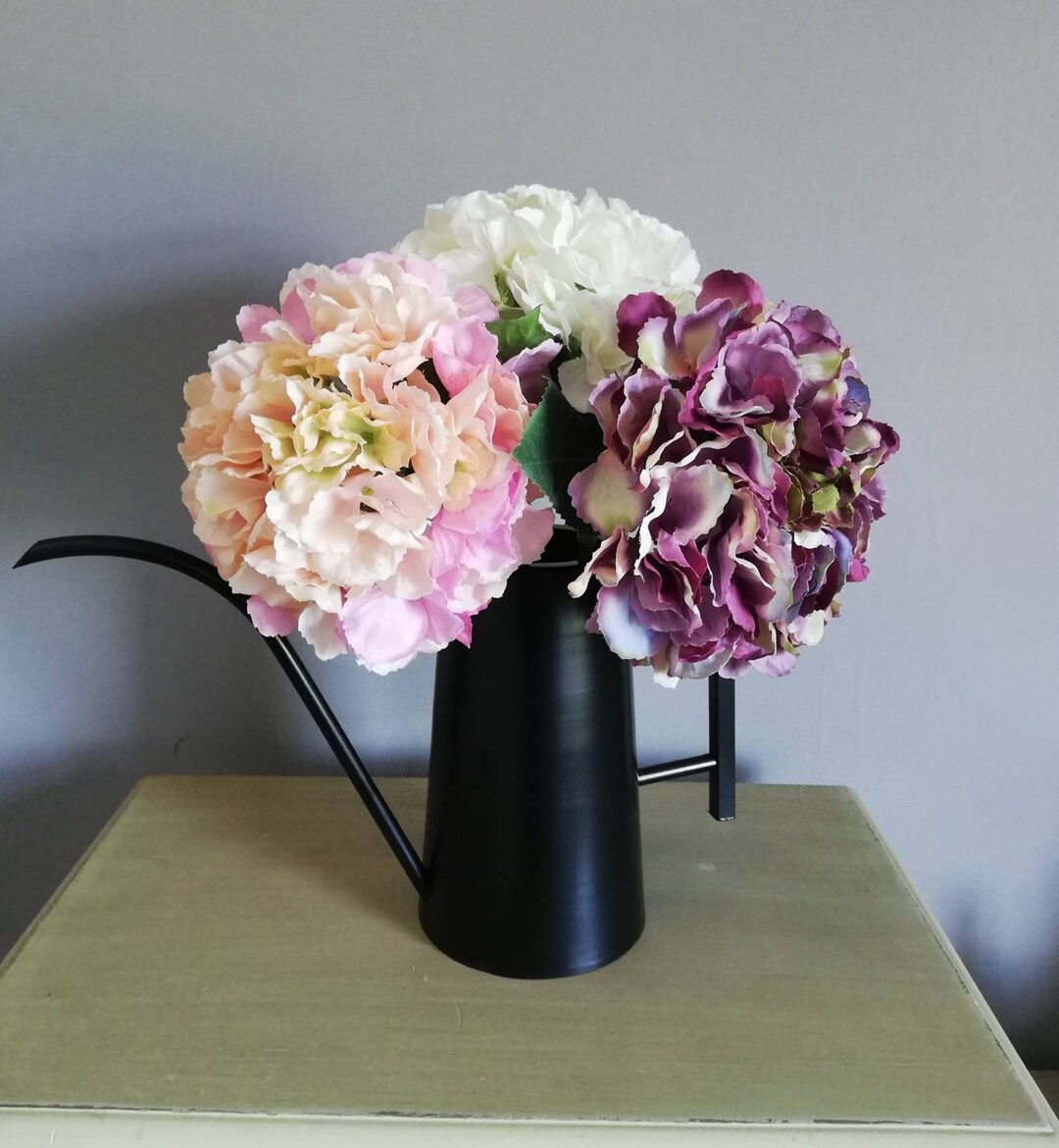 Silk Hydrangeas With Shorter Stems and Large Heads Available in Purple, Pink or White, Short ...